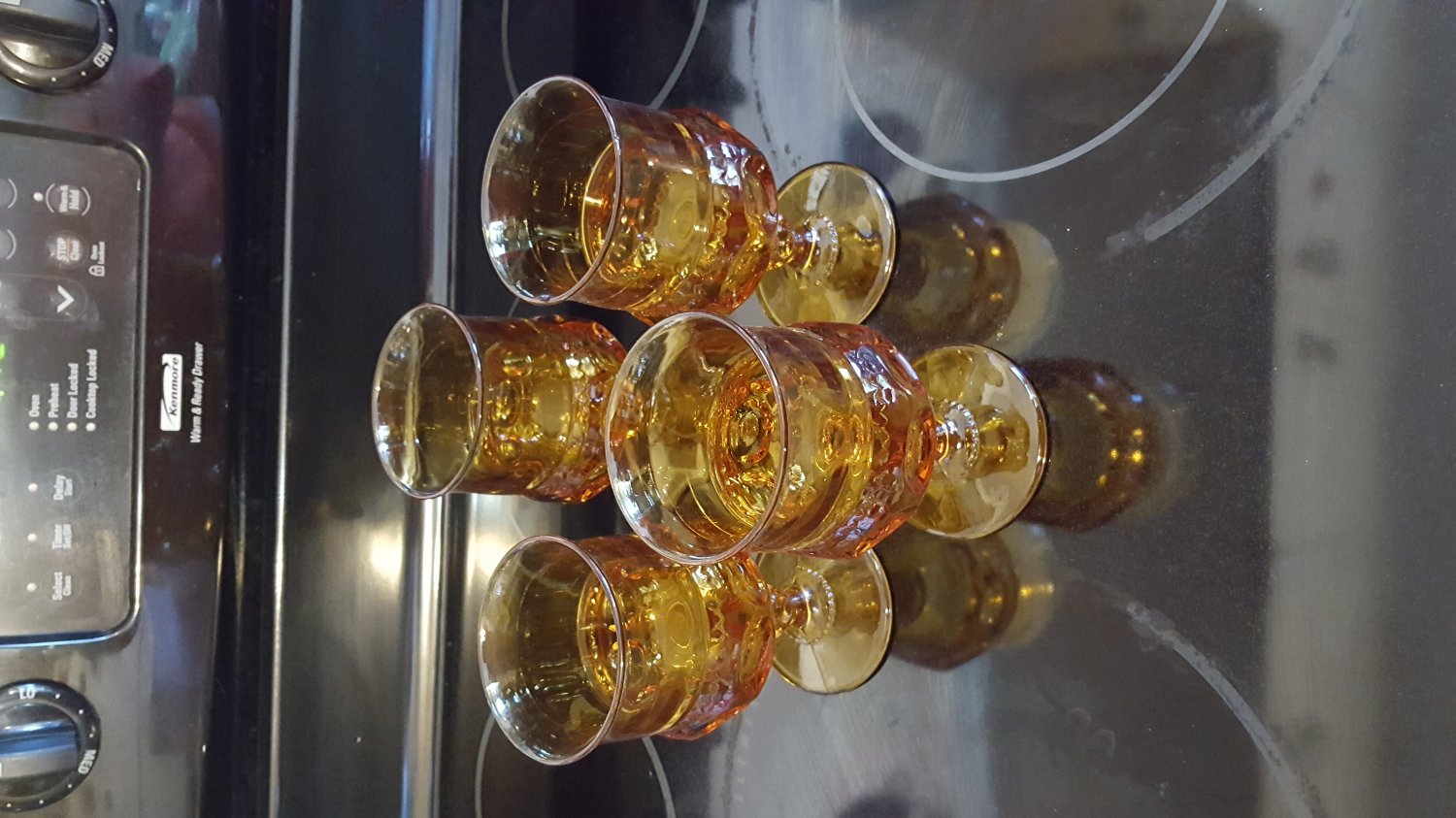 4 Vintage Kings Crown Indiana Thumbprint 8 oz Water / Wine Goblet Amber