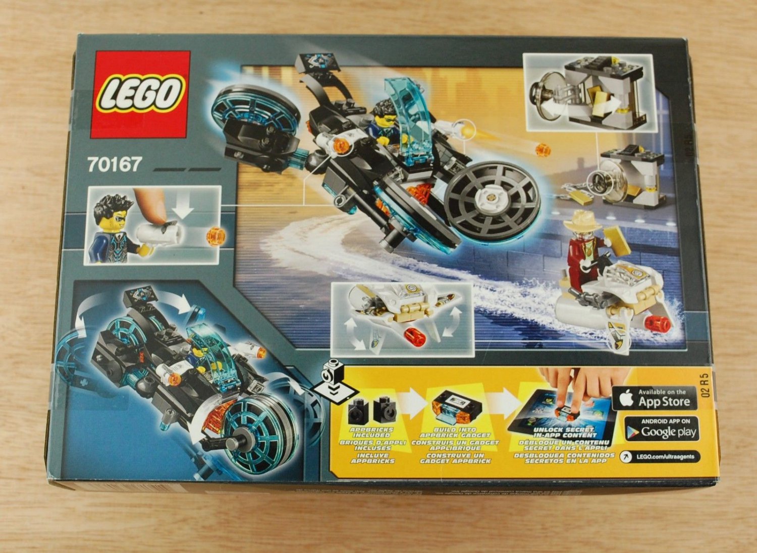 LEGO 70167 Ultra Agents Invizable Gold Getaway