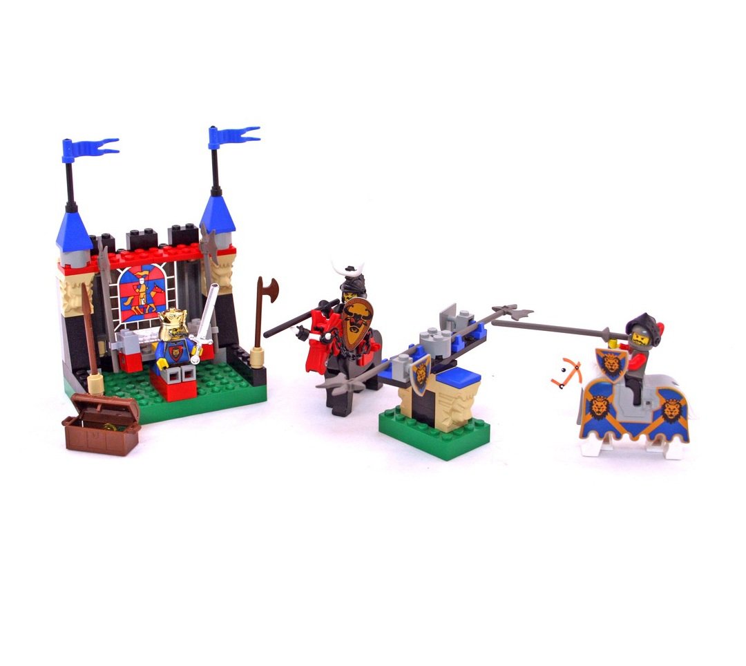 LEGO 6095 Knights' Kingdom Royal Joust Retiered and Rare
