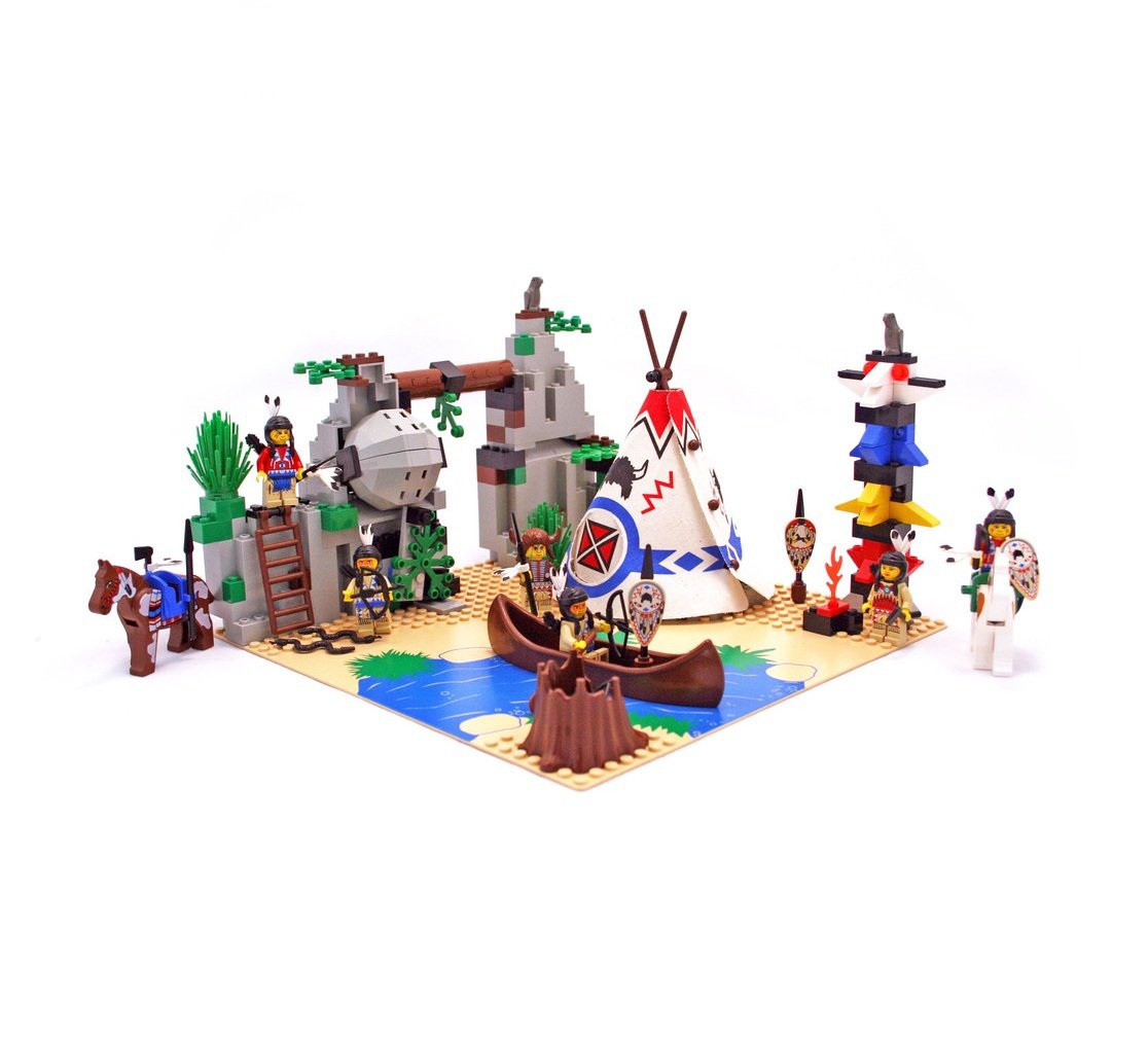 LEGO 6748 System Western Series Boulder Cliff Canyon Retiered and Rare