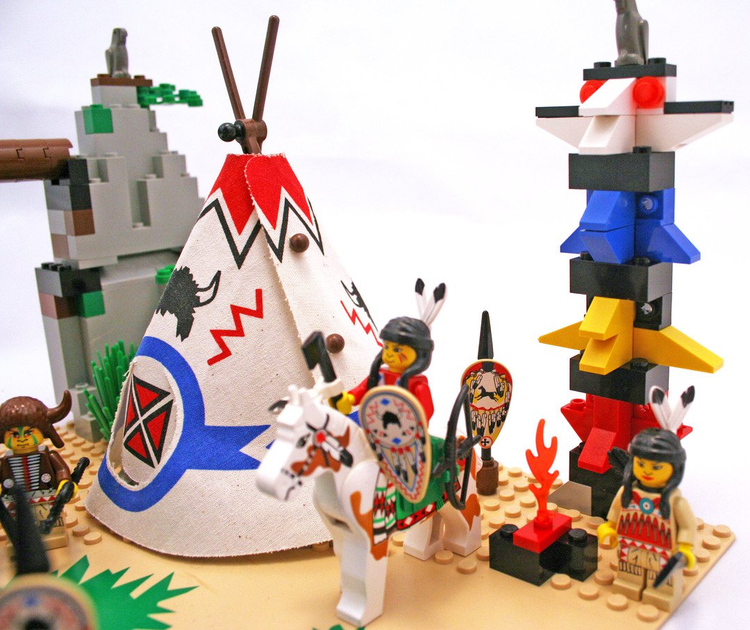 LEGO 6748 System Western Series Boulder Cliff Canyon Retiered and Rare