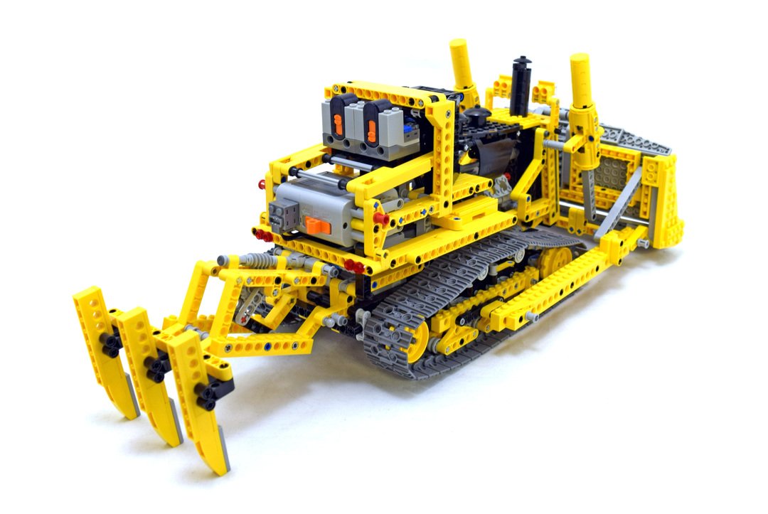 LEGO 8275 Technic Series Motorized Bulldozer