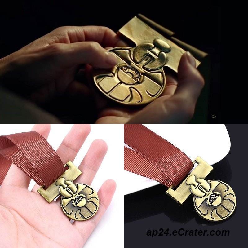 Star Wars 9 IX Yavin Medal of Bravery Luke Skywalker Han Solo Props ...