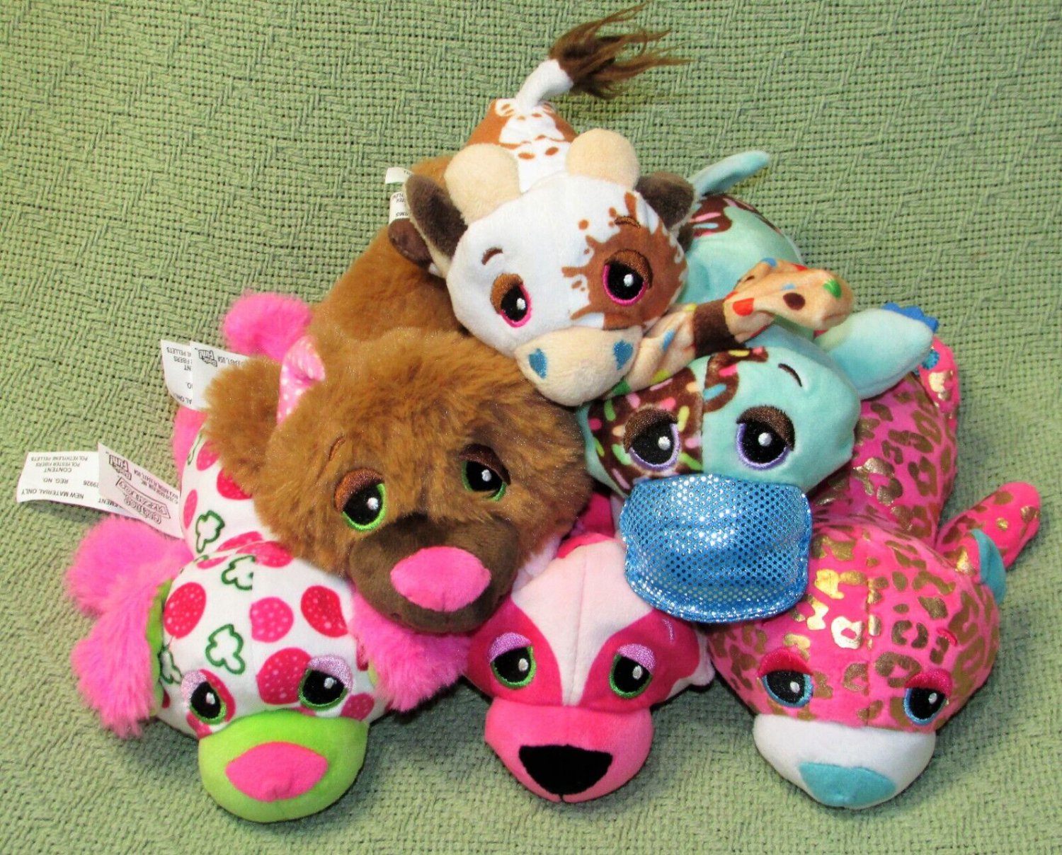 CUTETITOS FRUITITOS PIZZATOS CARNIVALITOS TASTE BUDDIES PLUSH LOT BASIC ...