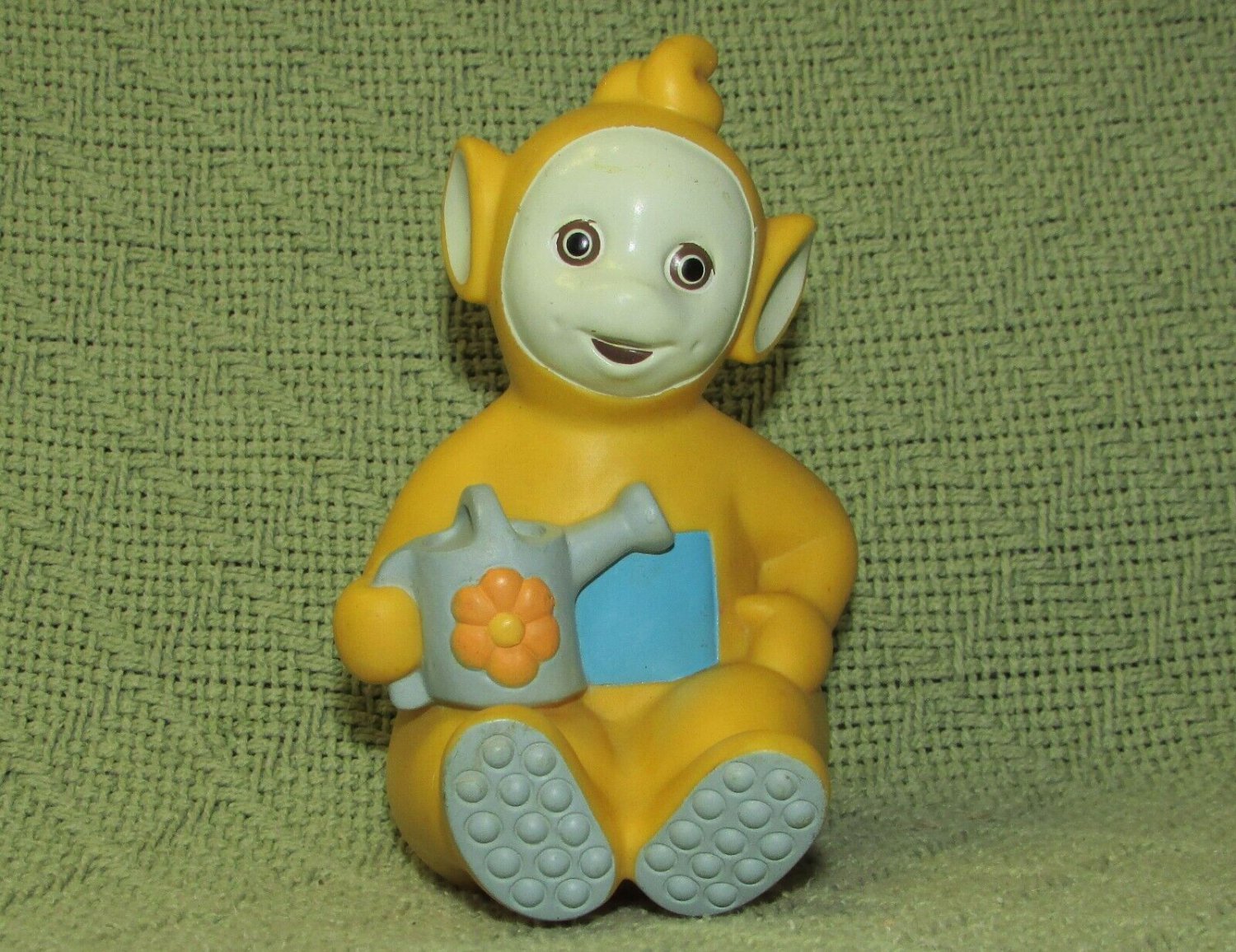 VINTAGE TELETUBBIES LAA LAA RUBBER DOLL 1998 HASBRO RAGDOLL INC. 4.5 ...