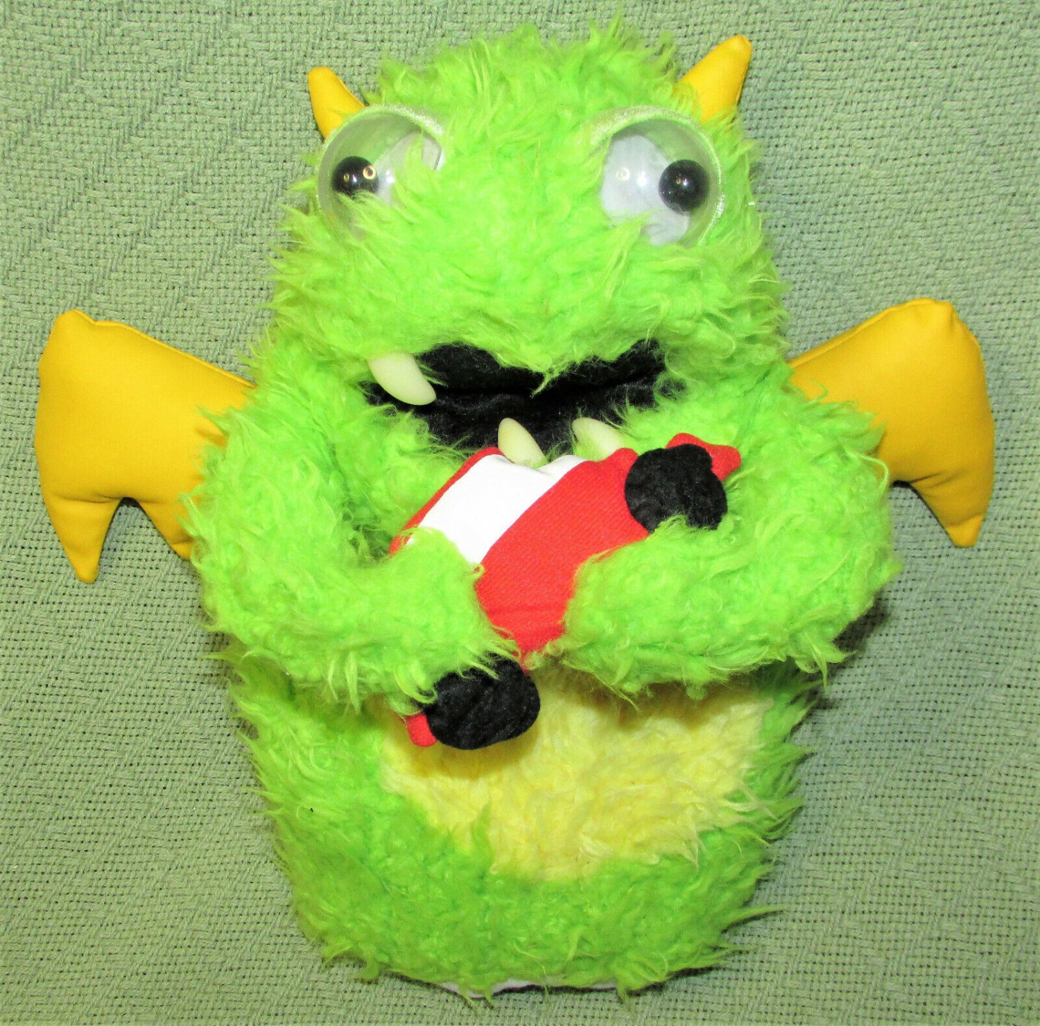 Manhattan Toy MONSTER PUPPET GOOGLY EYE Lime Green BIG TEETH EATING CAR ...