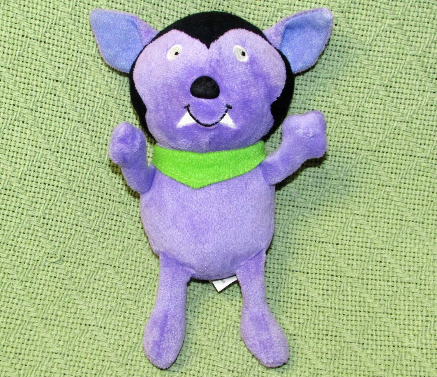HALLMARK PURPLE PLUSH HALLOWEEN VAMPIRE 7" DRACULA STUFFED ANIMAL ...