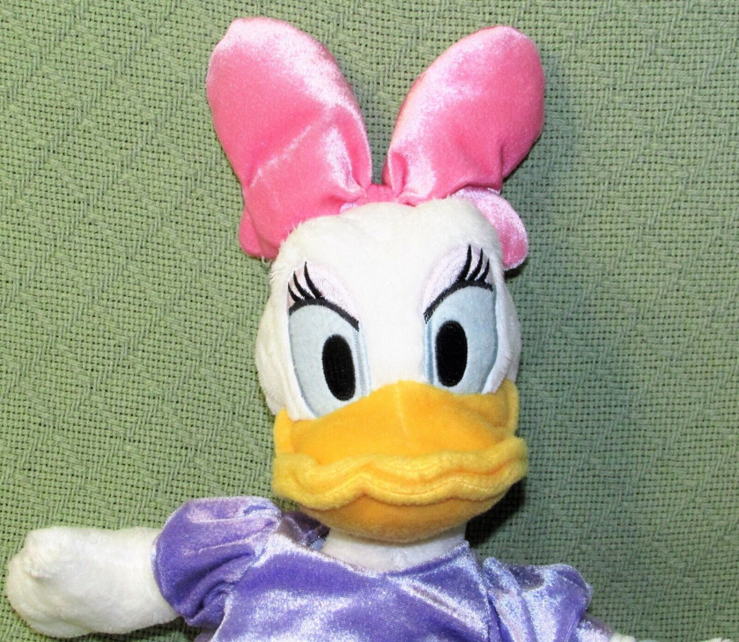 18" DAISY DUCK DISNEY STORE PLUSH STUFFED CHARACTER ANIMAL DOLL SHINY ...