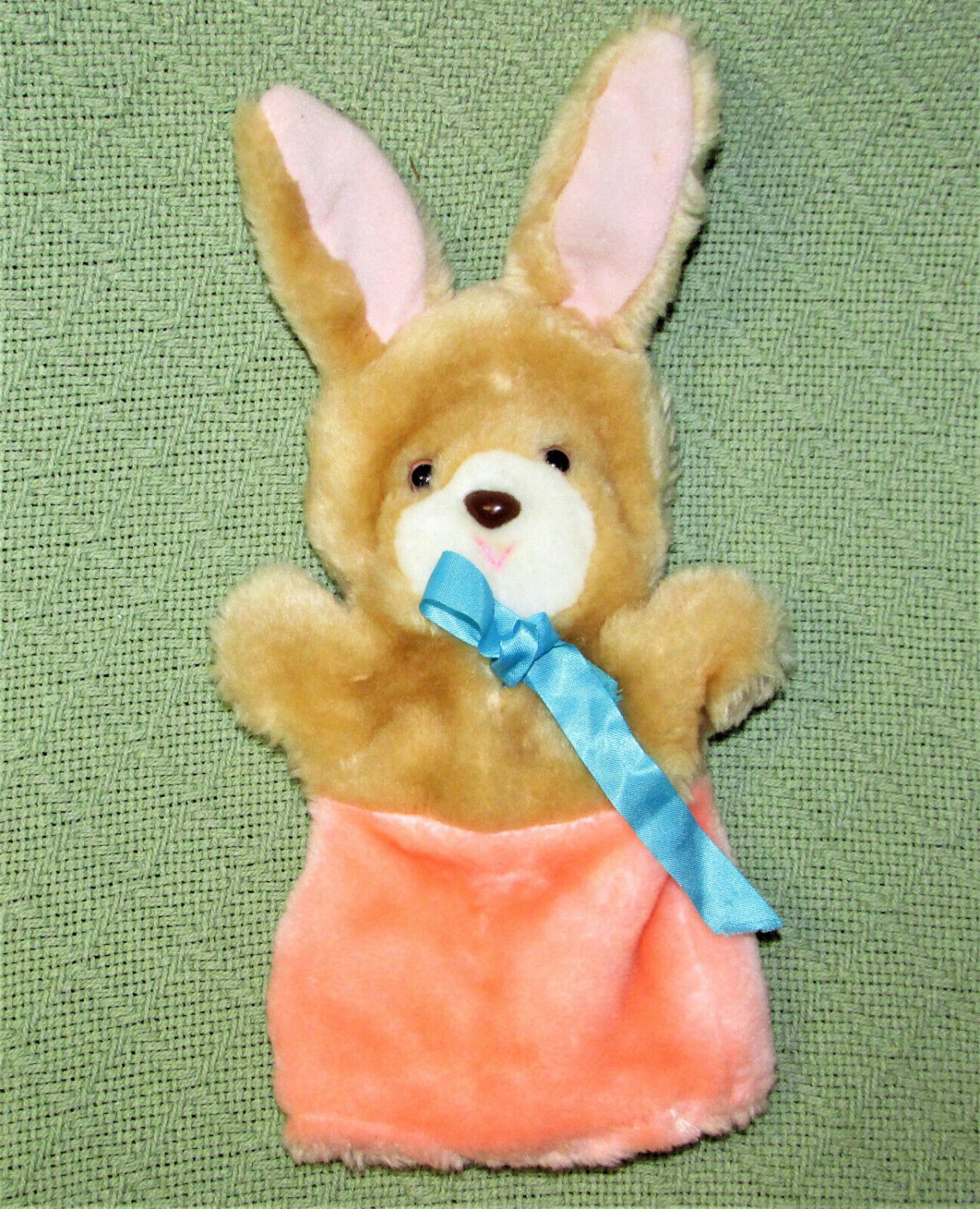 VINTAGE ANIMAL FAIR HAND PUPPET BUNNY RABBIT PLUSH TAN PINK BLUE RIBBON ...