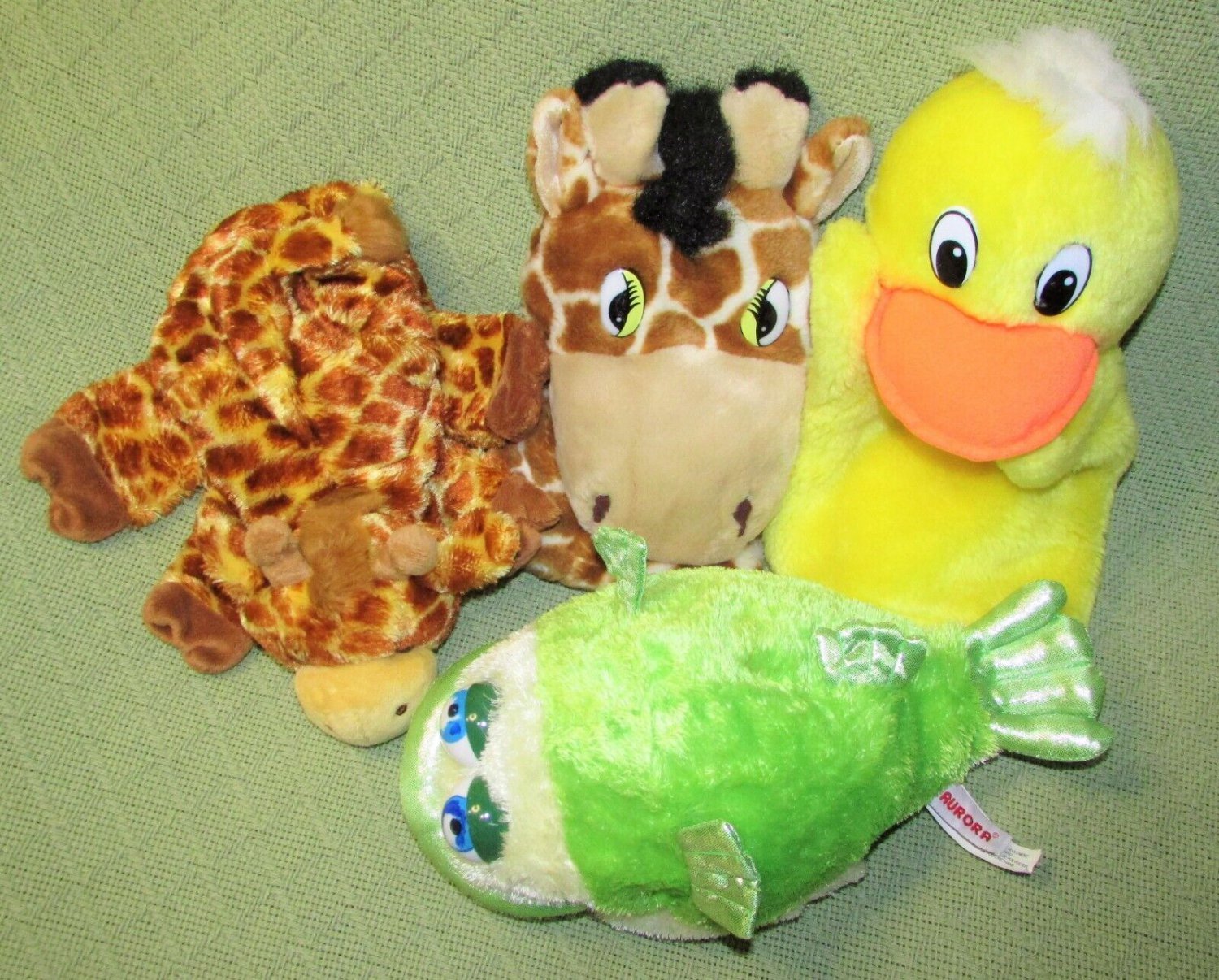 HAND PUPPET PLUSH LOT AURORA GIRAFFE FISH CALTOY GLOVE YELLOW DUCK ...