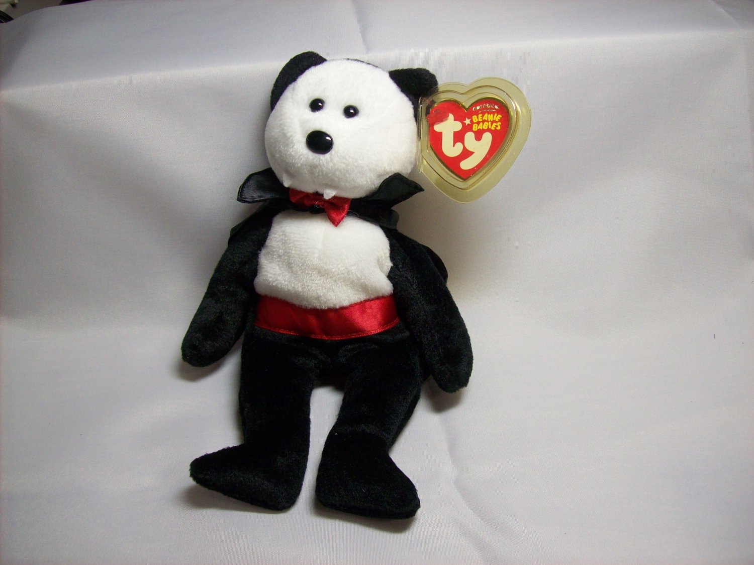 Beanie Baby: TY Beanie Baby: 'BARON VAN PYRE' the Halloween Vamp
