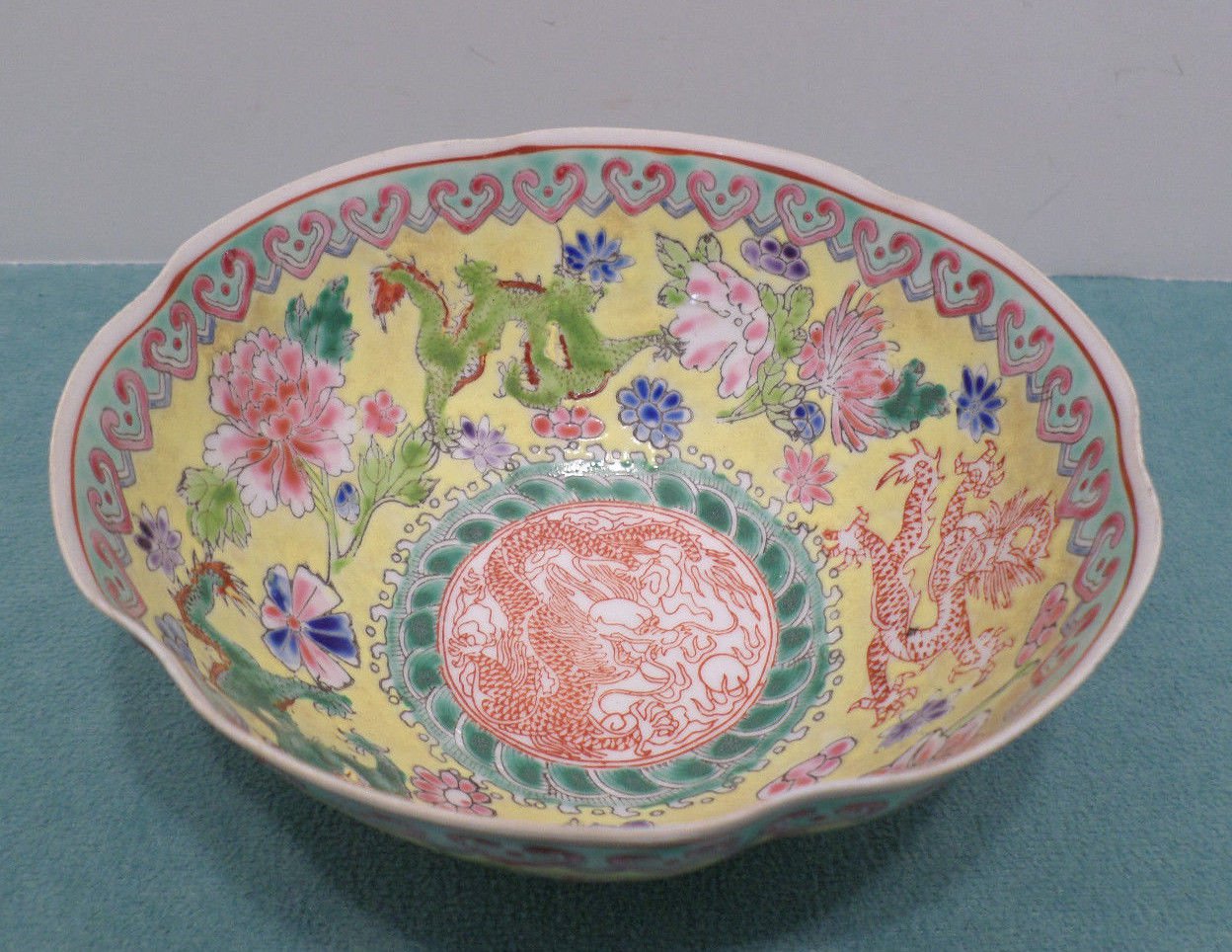 Antique Chinese Rice Bowl Fine Porcelain with Dragon Design Original Box