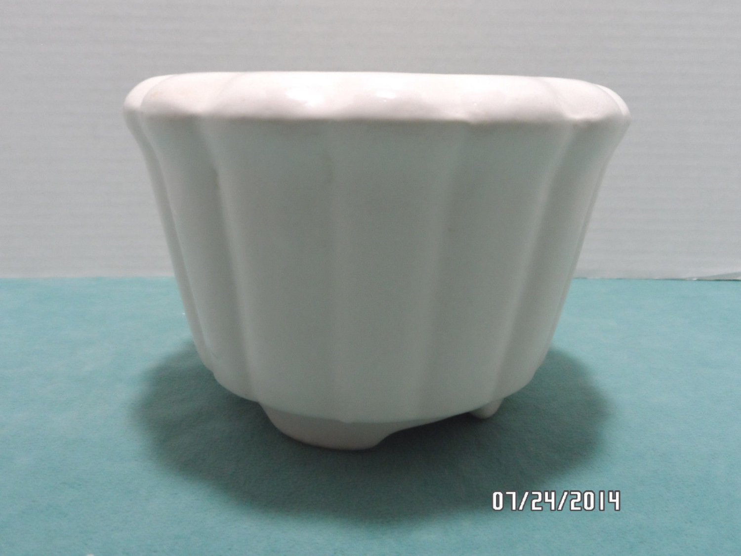 Planter California White Art Pottery Ribbed Marked on Bottom