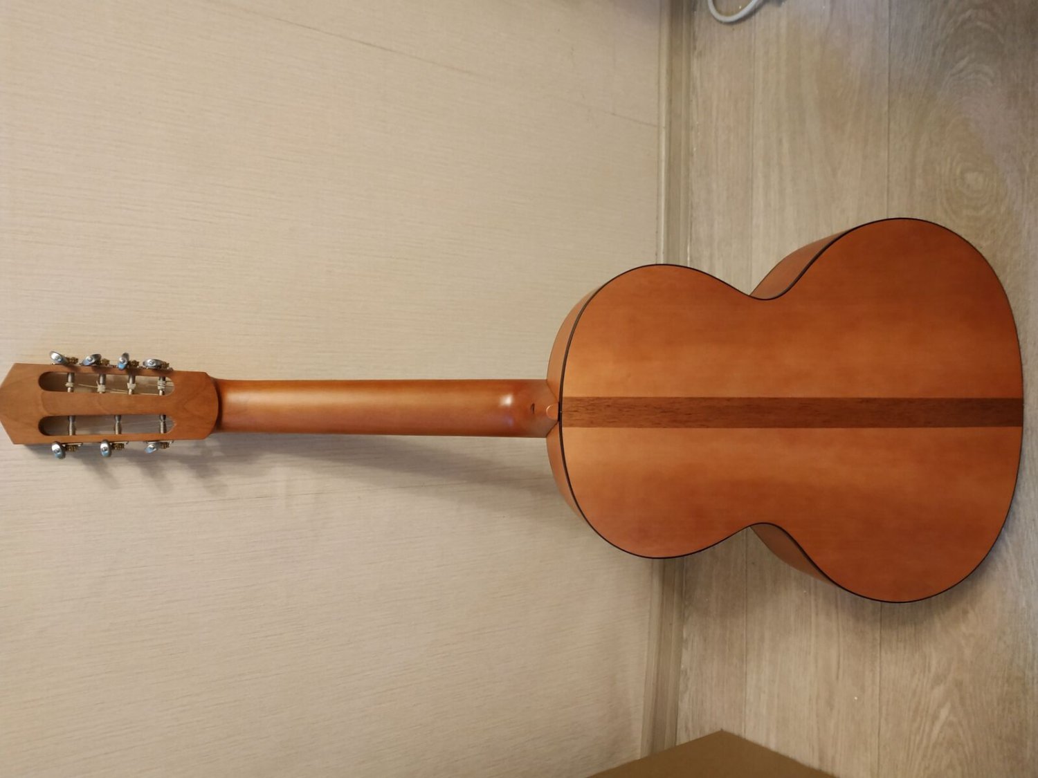 "Russian Guitar Classic" Acoustic guitar, 7-string, nylon strings. RGC Doff