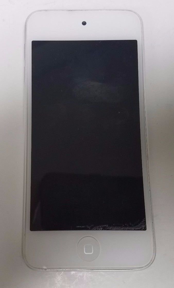 Apple iPod Touch 5th Generation iOS 16GB Silver