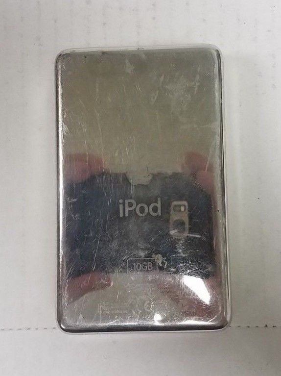 Apple iPod classic 2nd Generation 20GB White (Untested)