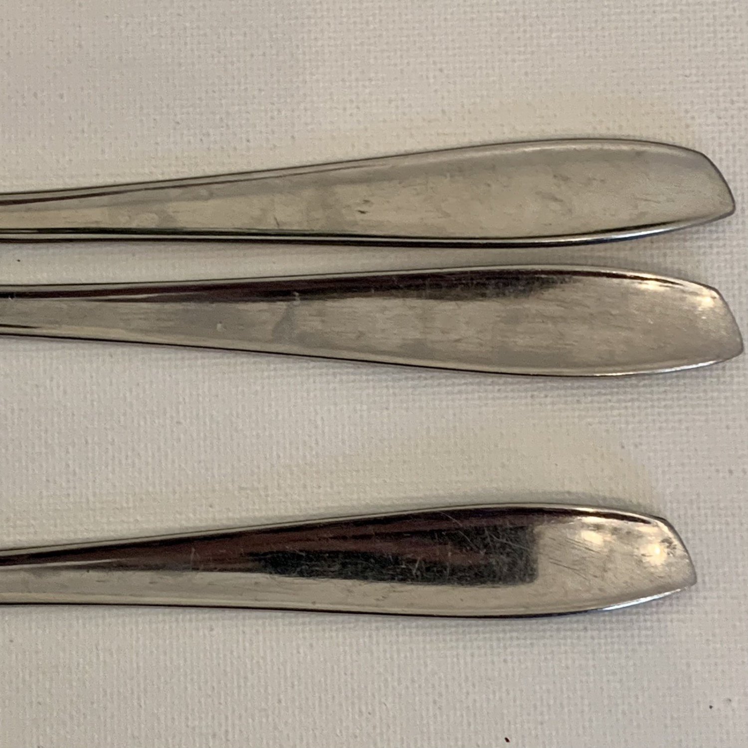 3 Silco Stainless MARDI GRAS 8.5" Dinner Spoons Large Spoon Vintage USA ...