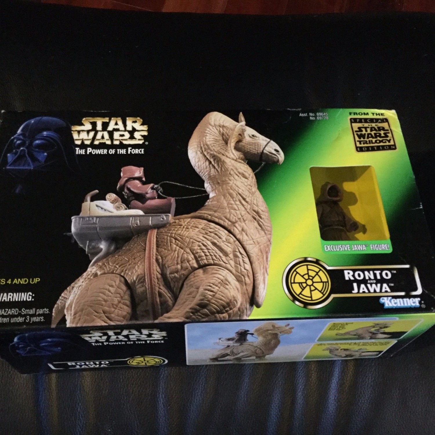 Star Wars Ronto and Jawa Action Figure 1997 Kenner Power of the Force New in Box