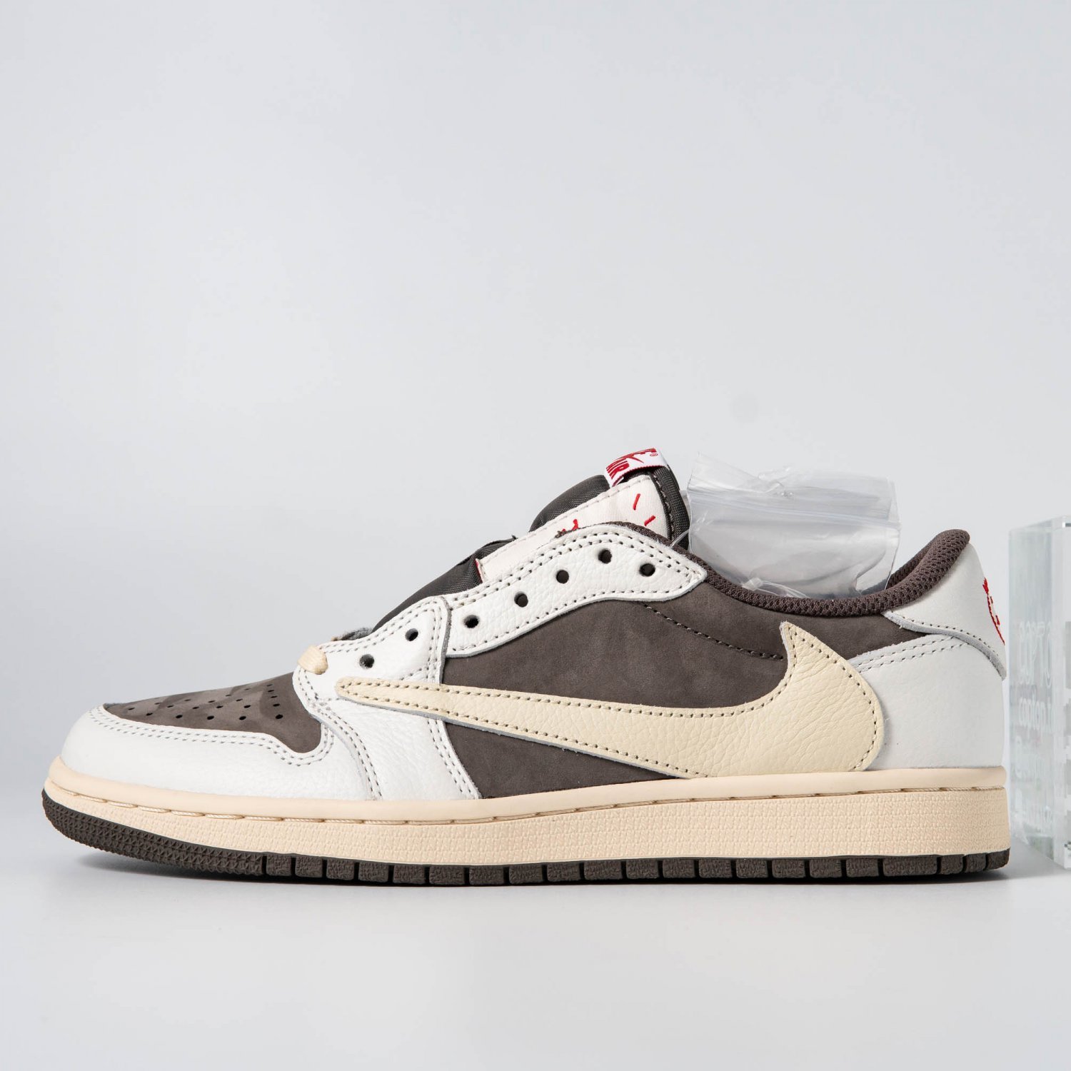 Jordan 1 Retro Low Travis Scott Reverse Mocha