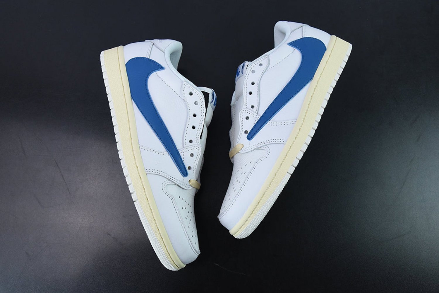 Jordan 1 Low Travis Scott White Blue
