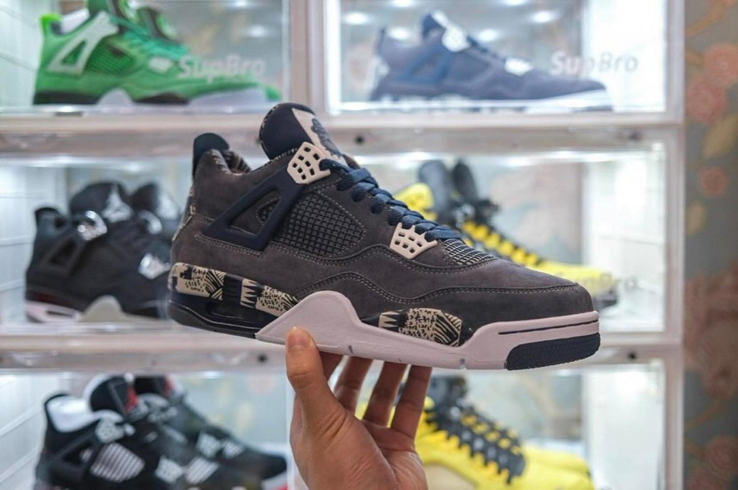 Nike Air Jordan 4 Georgetown Sample