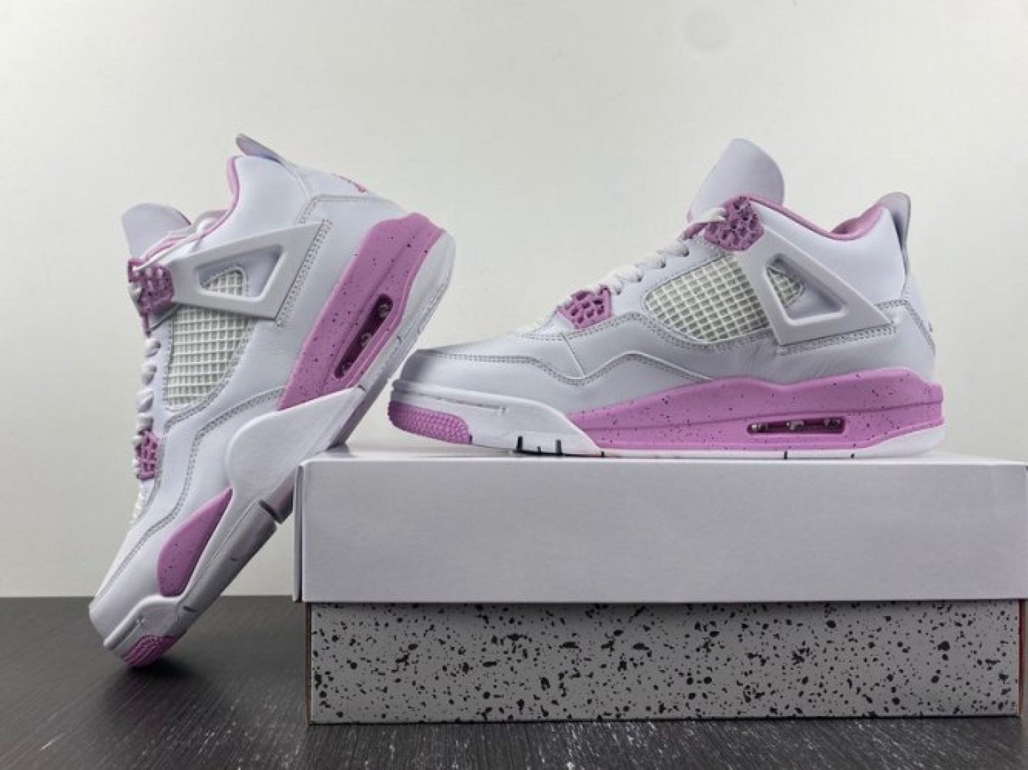 Nike Air Jordan 4 White Pink Oreo Sneakers
