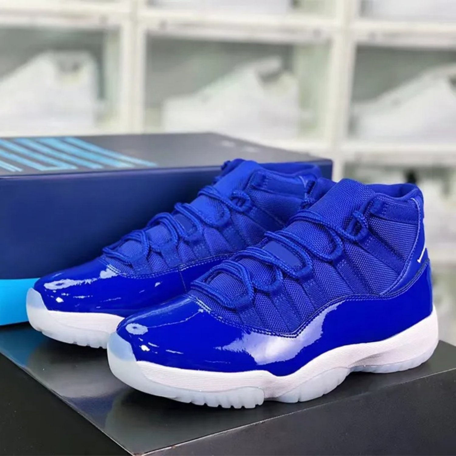 Nike Air Jordan 11 Royal Blue