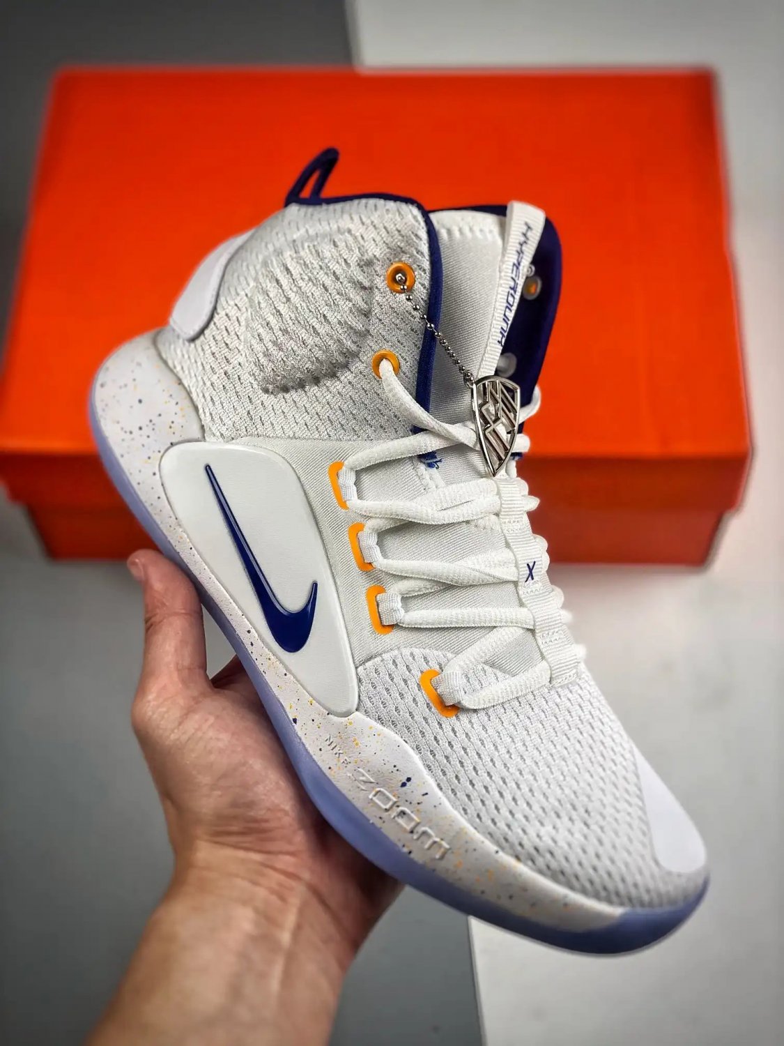 2024 & 2025 hyperdunk x â lakersâ white regency purple dz2775-151