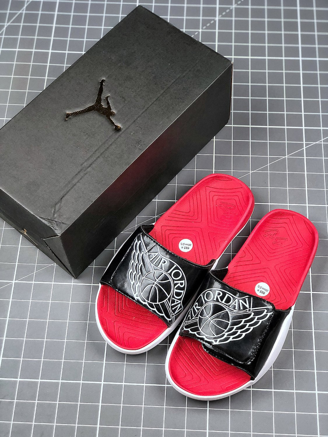 2024 & 2025 air jordan hydro 7 black white red aa2517-001