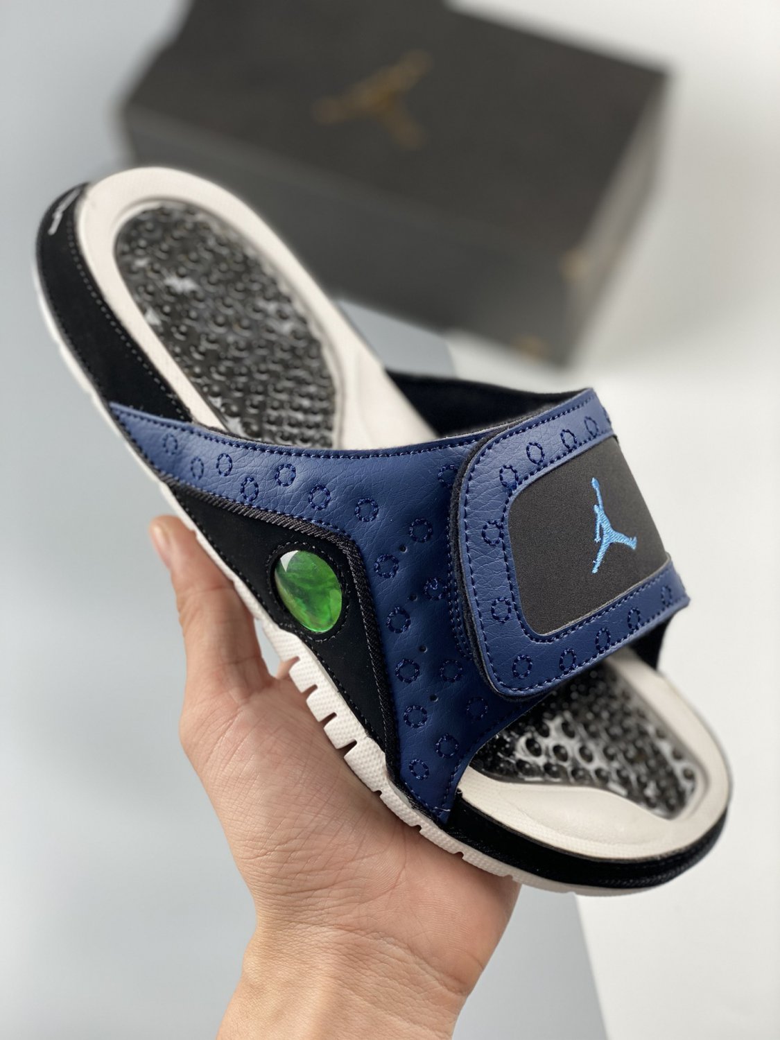 2024 & 2025 jordan hydro 13 slide midnight bavy black 684915-400