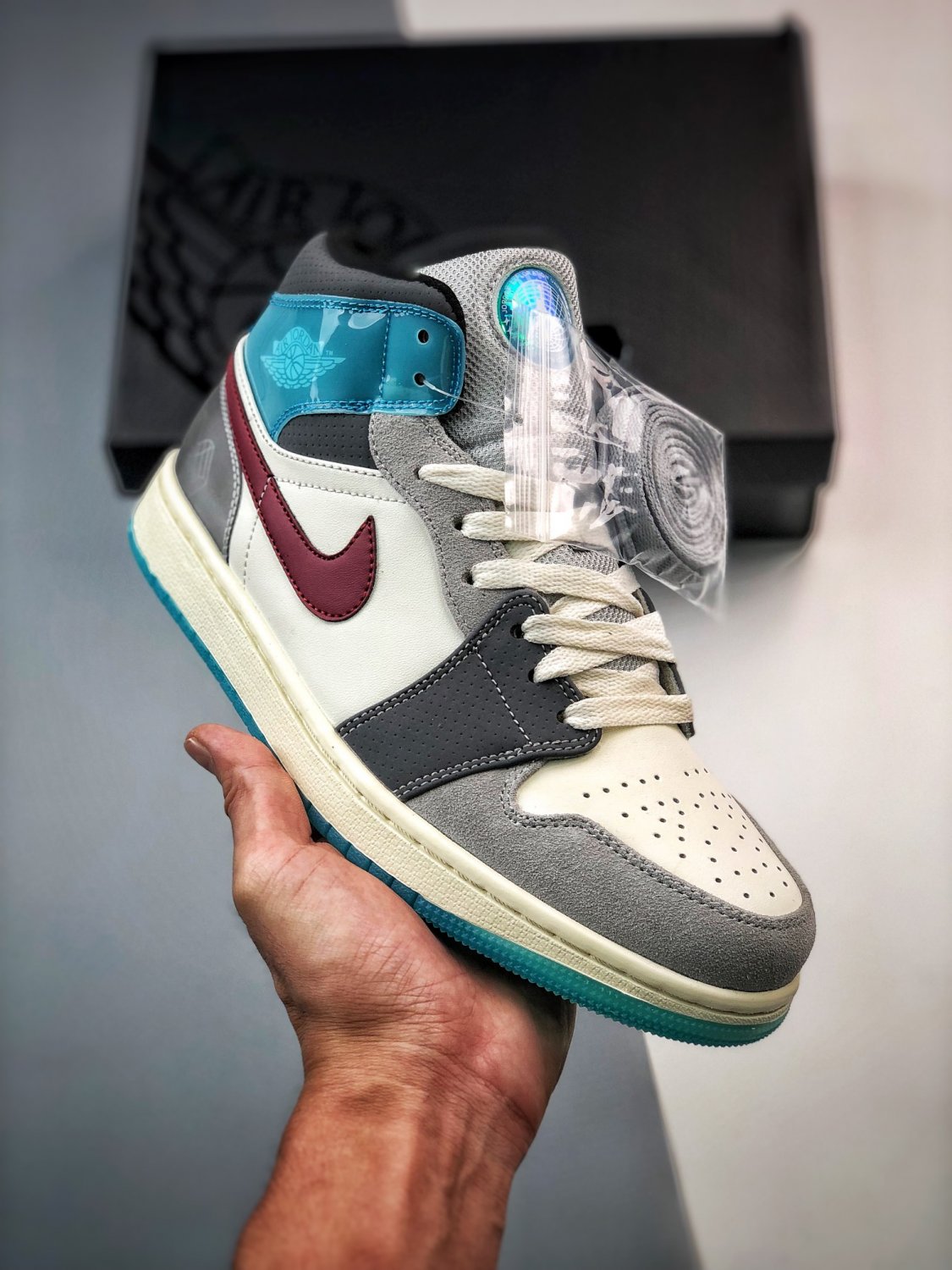 2024 & 2025 air jordan 1 mid â exploration unitâ fb1870-161