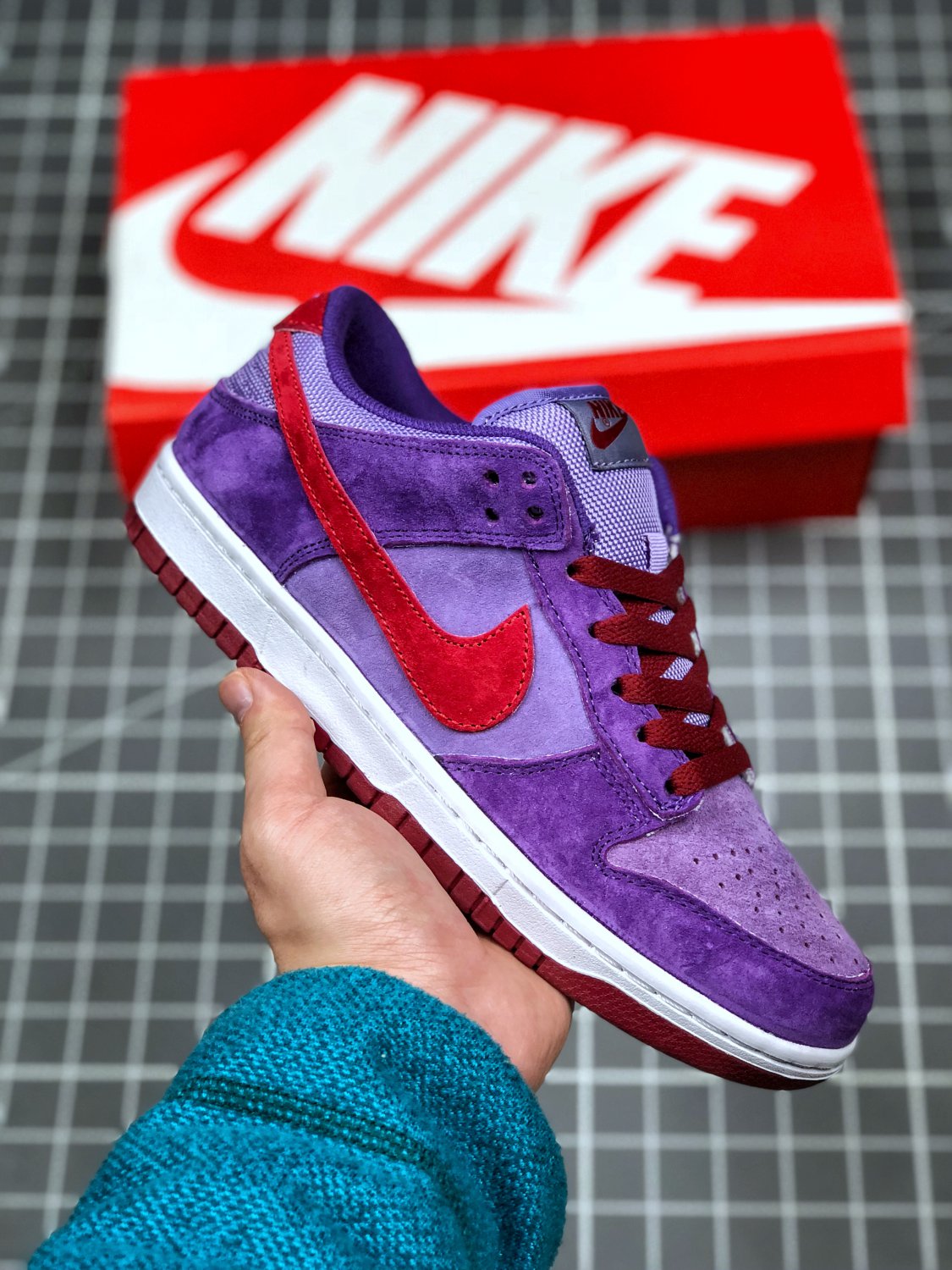 2024 & 2025 sb dunk low sp daybreakbarn-plum cu1726-500