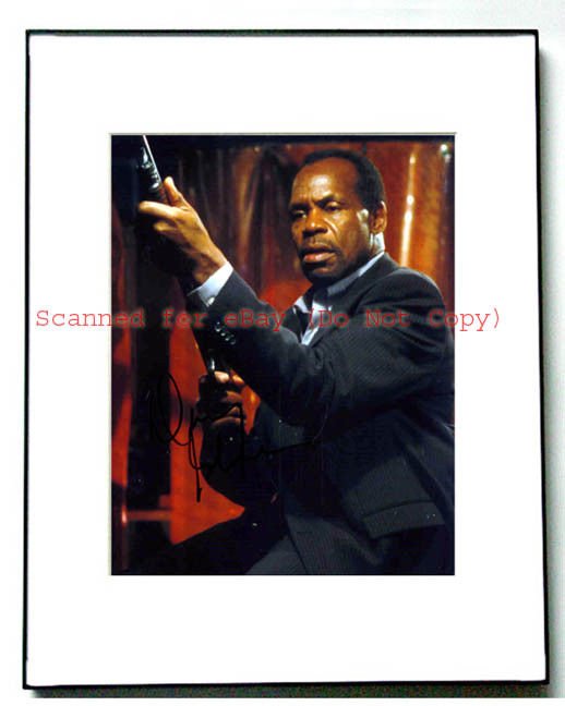 DANNY GLOVER Signed Autographed Photo UACC RD AFTAL