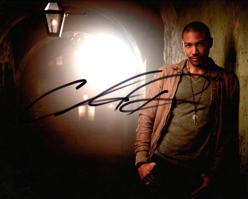 Charles Michael Davis Autographed Photo The Originals UACC RD AFTAL
