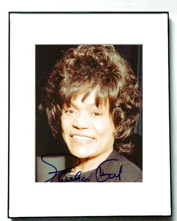EARTHA KITT Autographed Signed Photo UACC RD AFTAL