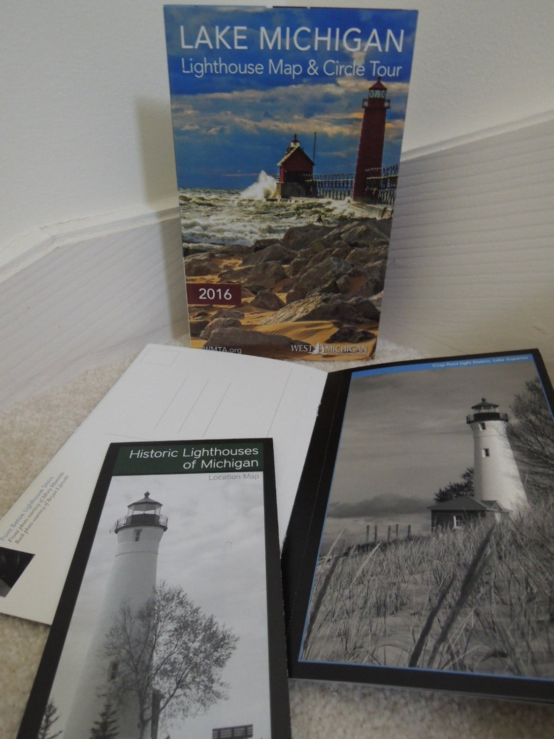 Lake Michigan Lighthouse Postcards + Lake Michigan Circle Tour Guides NEW