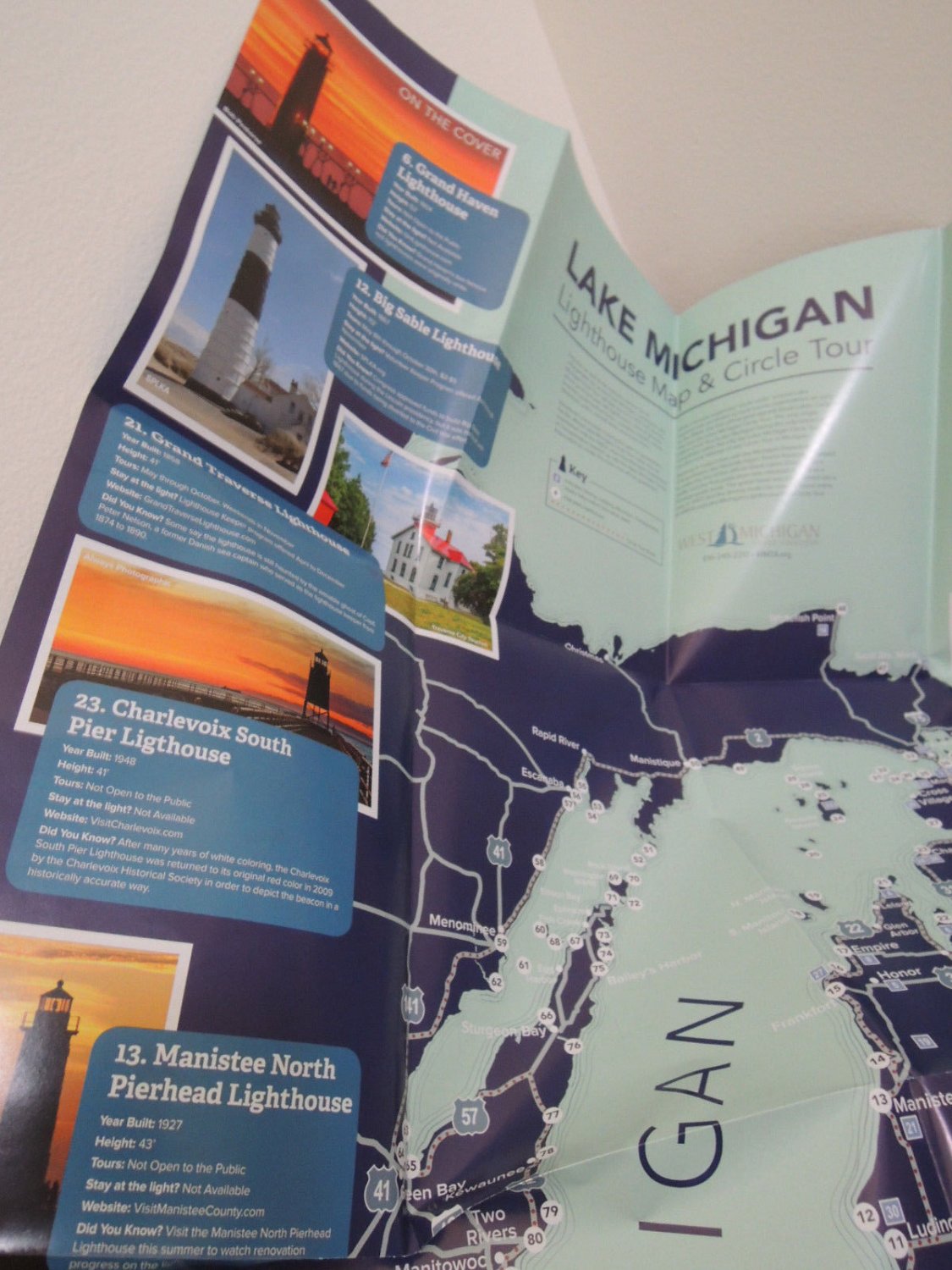 Lake Michigan Lighthouse Postcards + Lake Michigan Circle Tour Guides NEW