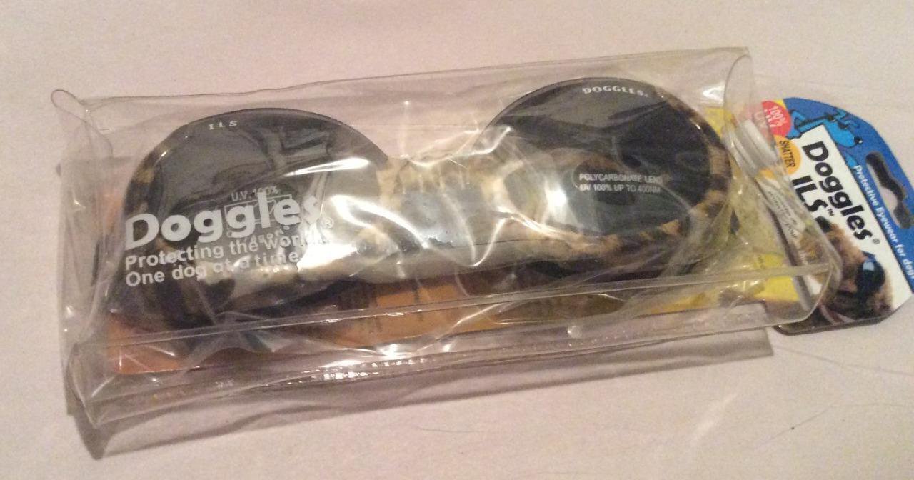 Doggles ILS Dog Sunglasses Goggles Leopard Frame Smoke Lens Size Medium NEW