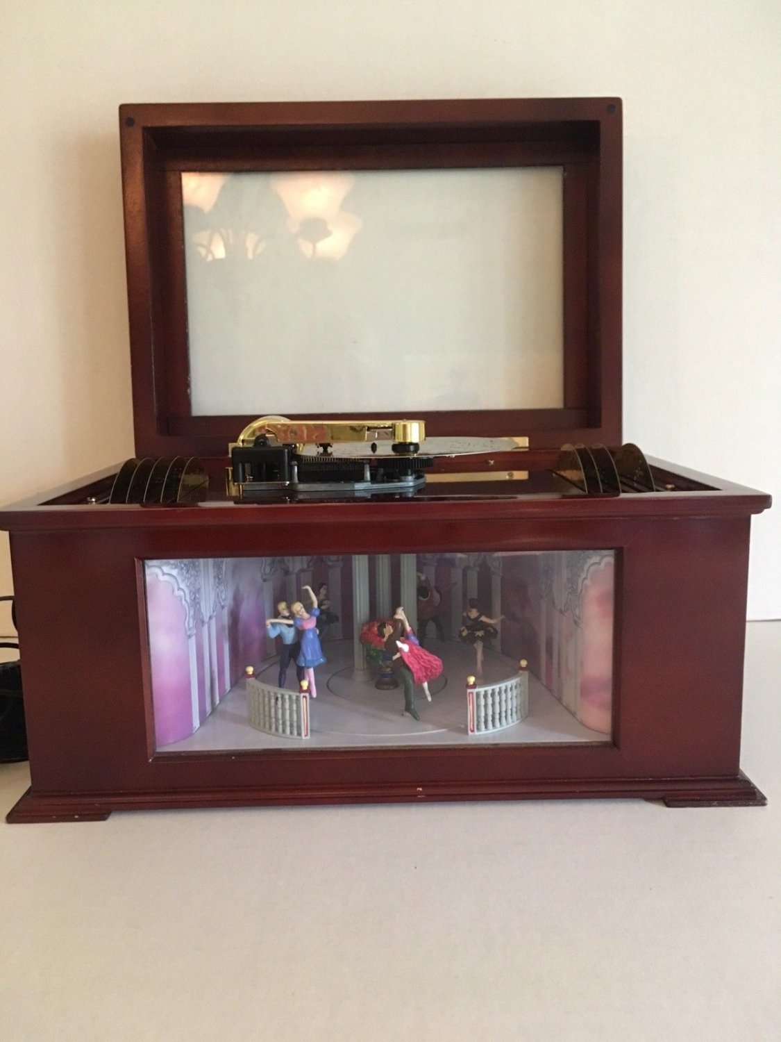 Mr Christmas Harmonique Animated Wood Music Box W/10 Discs