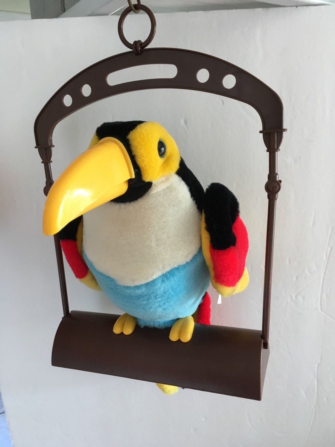Animated Talking Toucan!