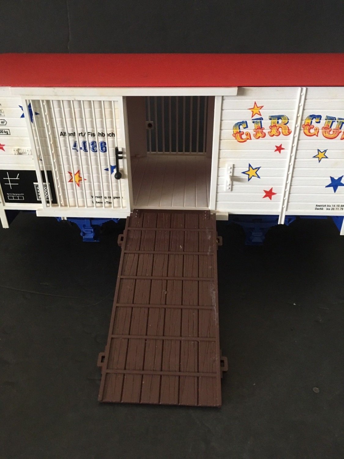 LGB 4036 CIRCUS Box CAR - Animal ramp in car, G scale Model Train