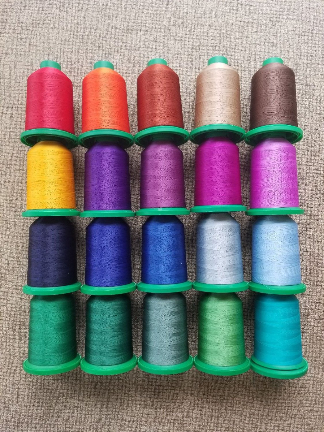 Isacord polyester embroidery thread 1 kingspool 5000M/ w Free Thread Net