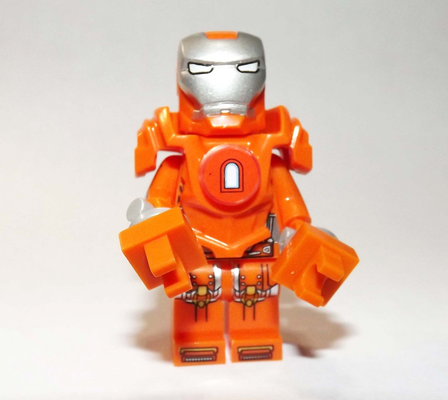 Iron-Man MK 26 Peacemaker Marvel Custom minifigure with case building ...