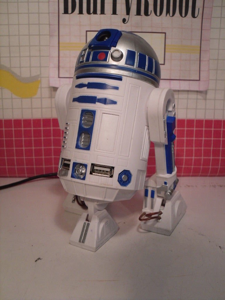 R2D2 Star Wars USB Hub Computer Fandom Geek Collectible R2-D2 Beeps