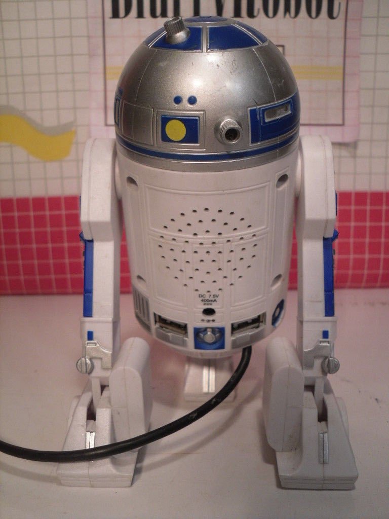 R2D2 Star Wars USB Hub Computer Fandom Geek Collectible R2-D2 Beeps