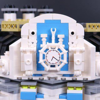 Lepin 15018 The Sunshine Hotel CREATORS Block Set (3196Pcs)