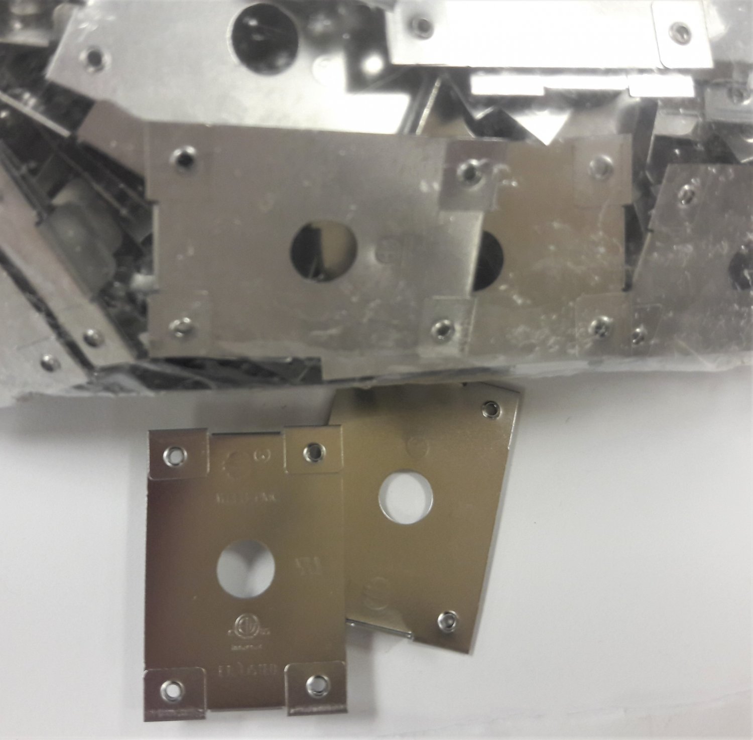 Wiley Electronics WEEB-PMC Grounding Clip for ProSolar RoofTrac or AEE ...