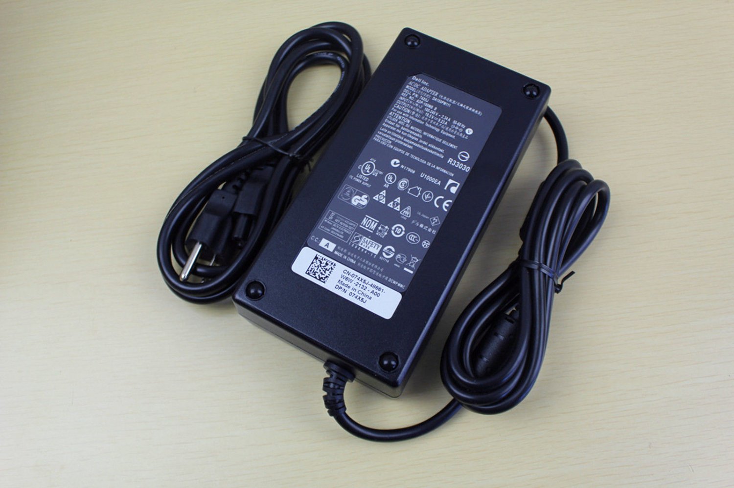 New DELL Alienware Precision 180W 19.5V 9.23A AC Adapter Charger DA180PM111