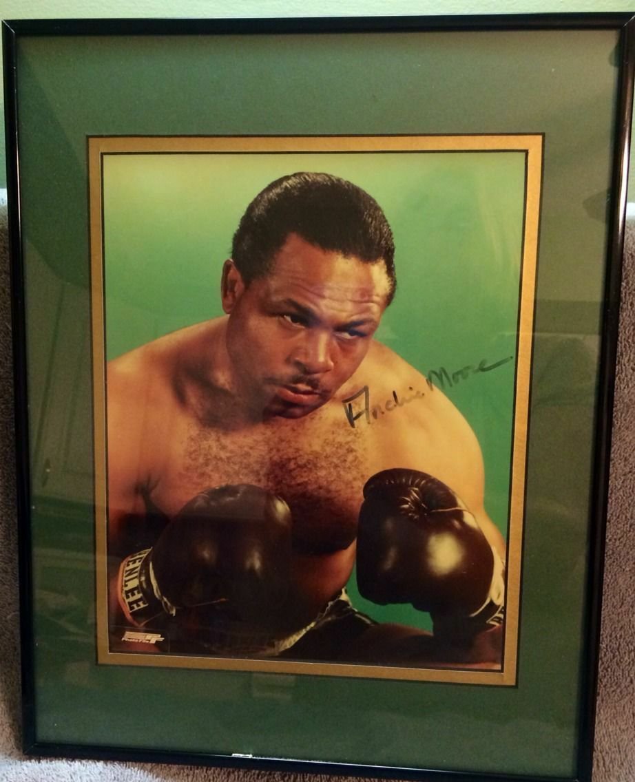 ARCHIE MOORE SIGNED 8X10 PHOTO FRAMED BOXING AUTOGRAPHED