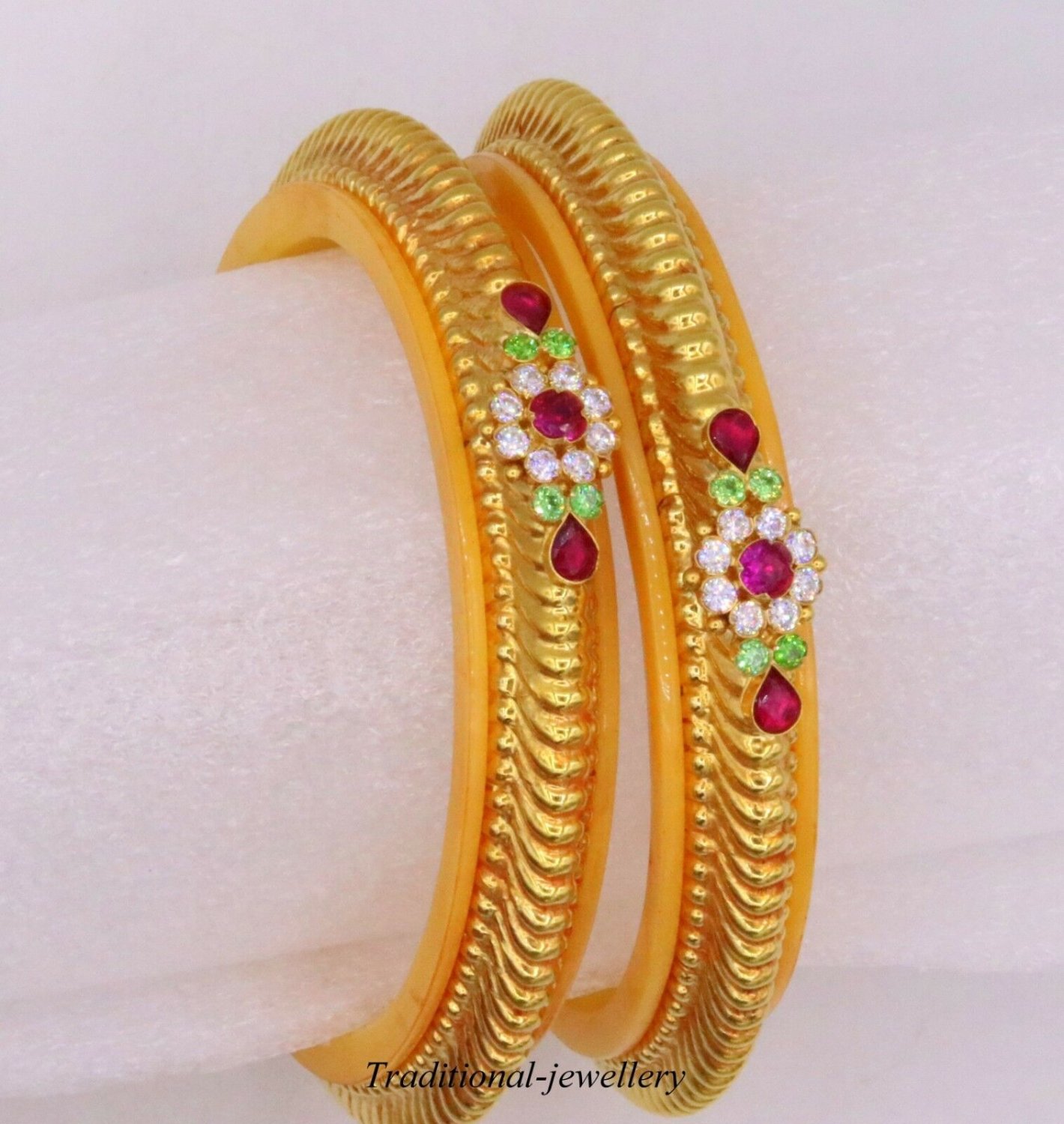 ANTIQUE VINTAGE AAWLA CHUDI JEWELRY 22 KARAT YELLOW GOLD BANGLE ...
